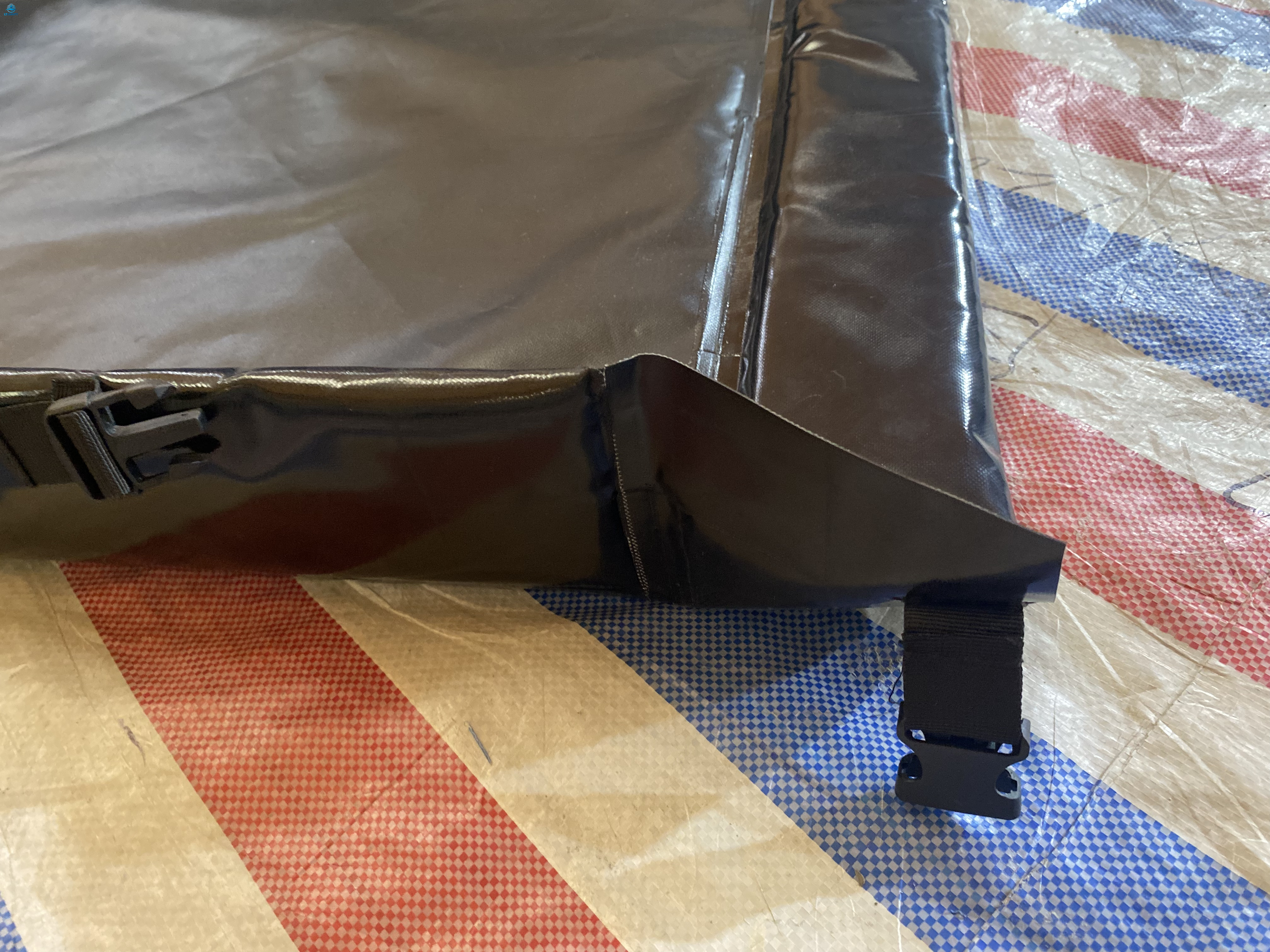 Folding Duck Pond Spill Containment Berm - Buy oil containment tank ...